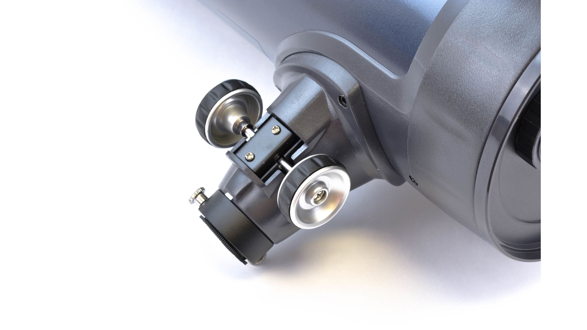 Celestron AstroMaster 130 EQ Equatorial Reflector Telescope 31045 ...